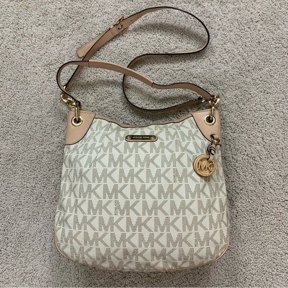 MICHAEL Michael Kors | Bags | Michael Kors Beige White Signature Mk ...